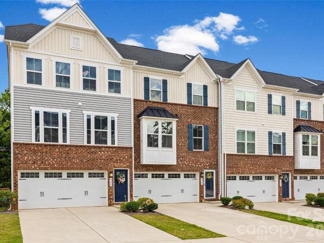 2605 Grantham Place Drive