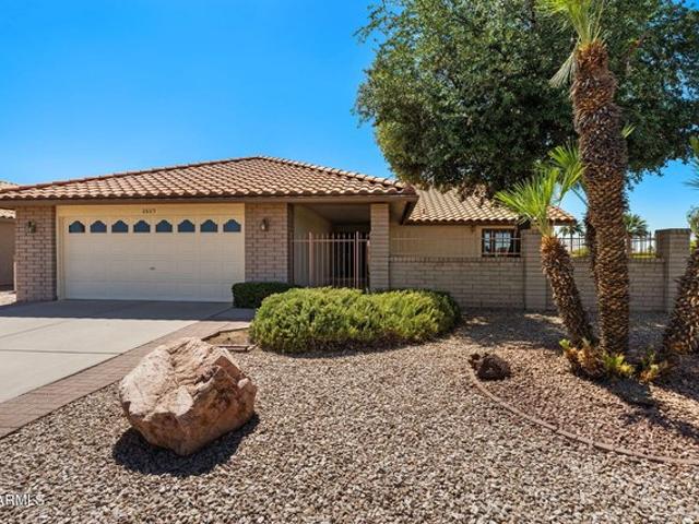 2605 Leisure World, Mesa, AZ 85206