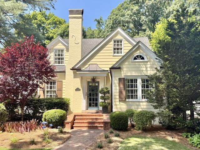 2605 Lochmore Dr, Raleigh, NC 27608
