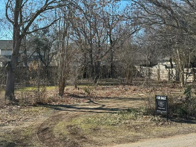 2605 sumac ln