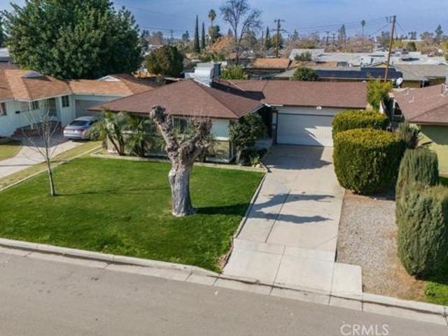 2605 S M St, Bakersfield, CA 93304