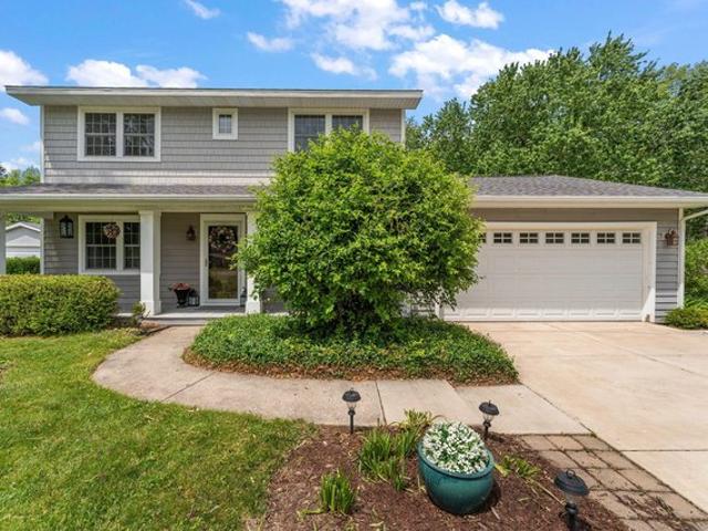 2605 Thomas Rd, Valparaiso, IN 46383