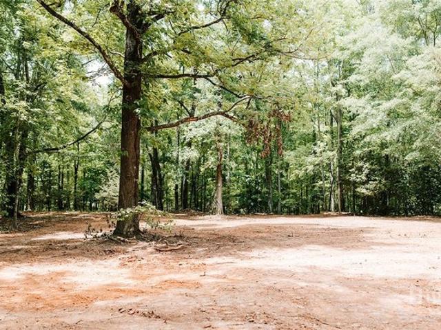 2605 Union Point Rd, Union Point, GA 30669