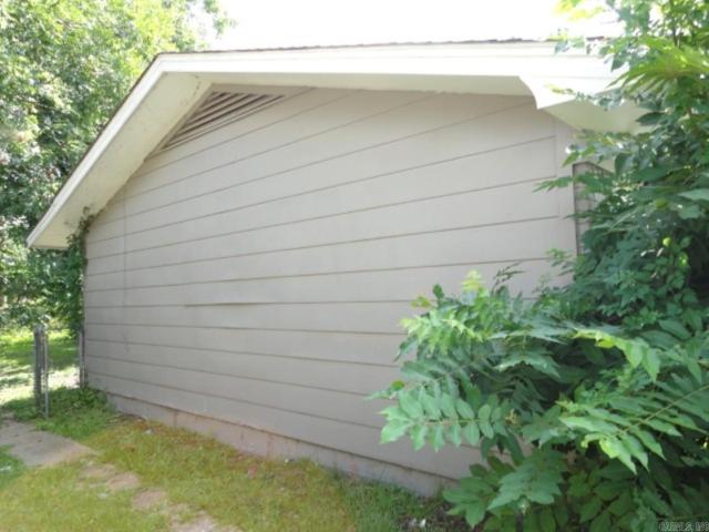 2605 W 37TH Avenue