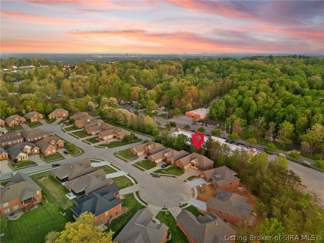 2605 W Deville Court