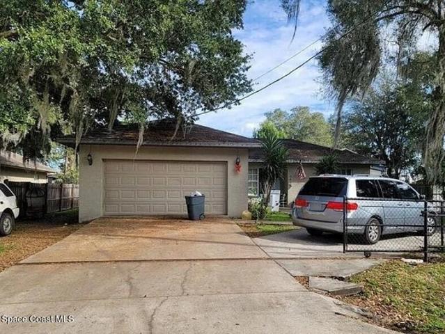 2606 N Adams St, Plant City, FL 33563