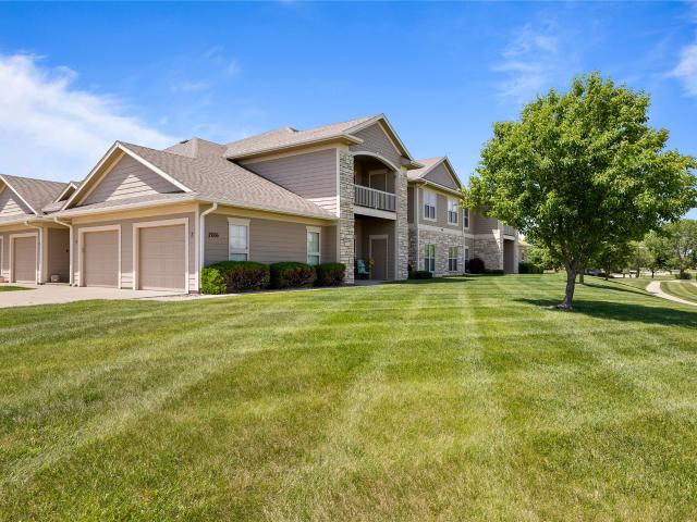 2606 NE Oak Drive 4