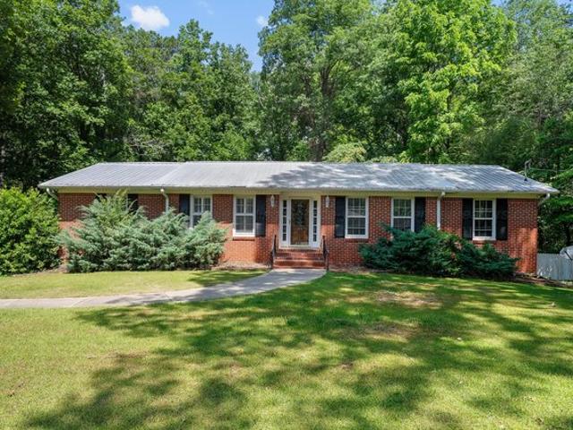 2606 Briar Cliff Rd, Jasper, AL 35504