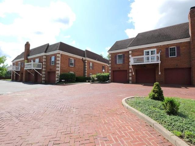 2606 E 2nd St Apt D, Bloomington, IN 47401