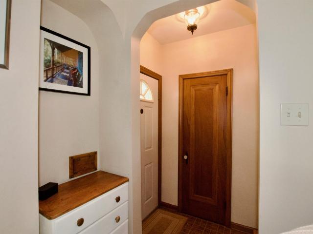 2606 Edgemont