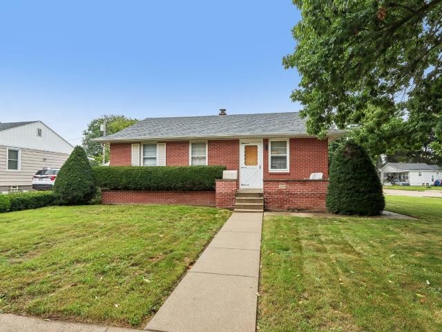 2606 Eisenhower Dr