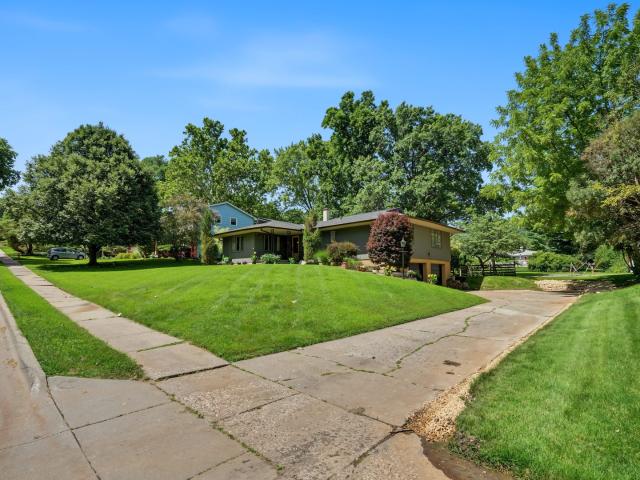 2606 Fairhaven Road