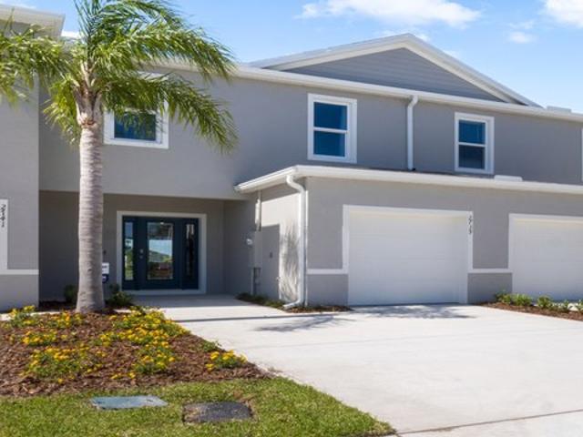 2606 Golden Trout Ln, Edgewater, FL 32141