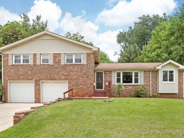 2606 Rita Ln NW, Huntsville, AL 35810