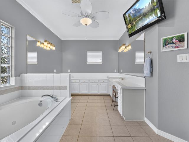 2606 Shady Acres Landing