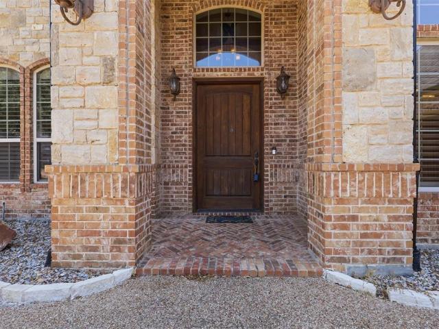 2606 Waters Edge Drive