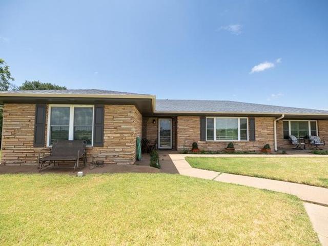 2606 46th St, Snyder, TX 79549