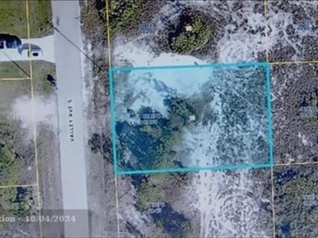2606 69th St W, Lehigh Acres, FL 33971