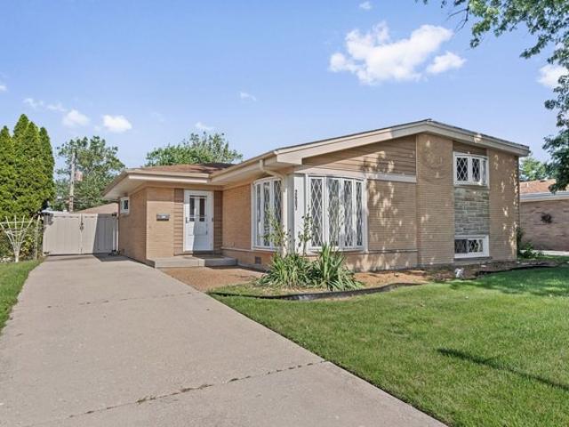 2607 Mayfair Ave, Westchester, IL 60154