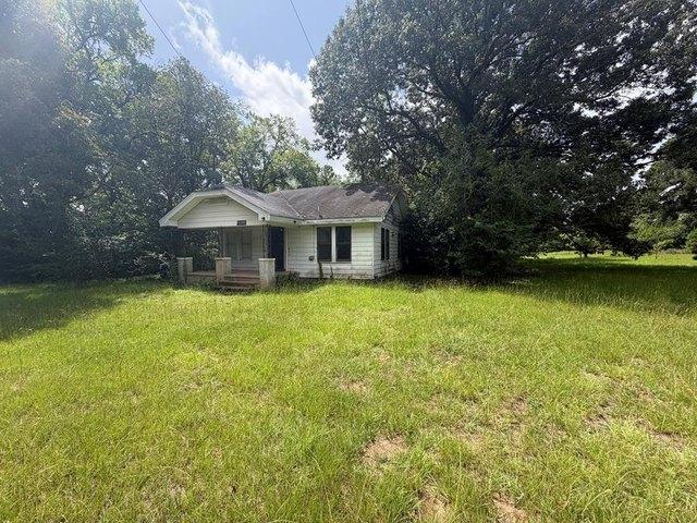 2607 N Jackson St, Palestine, TX 75803