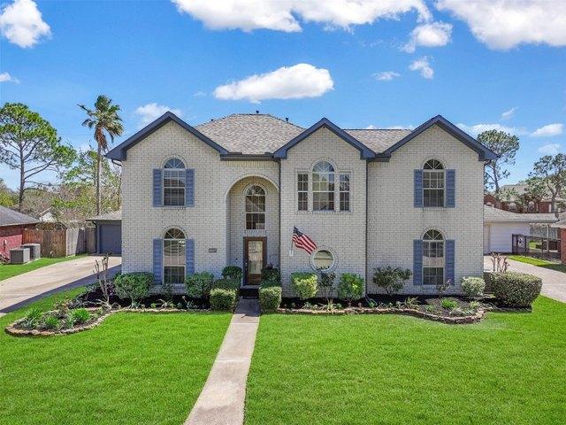 2607 Briar View Dr, Pearland, TX 77581