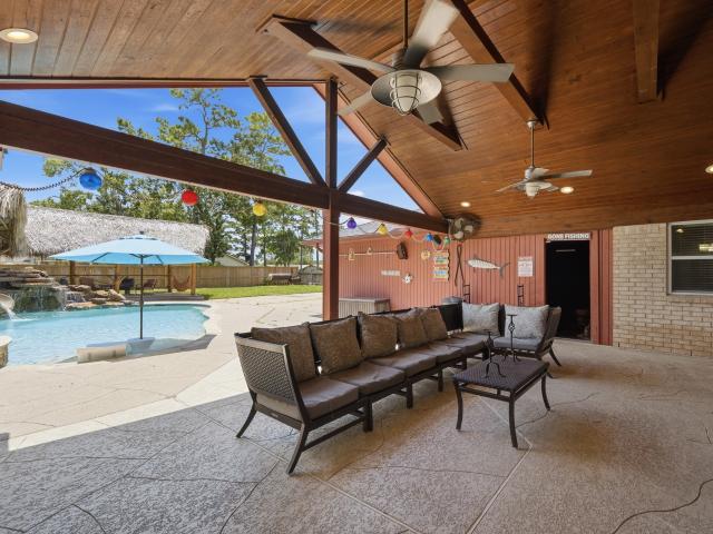 2607 Brom Bones Boulevard