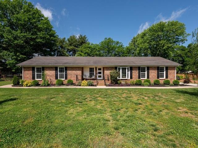 2607 Regency Park Dr, Murfreesboro, TN 37129