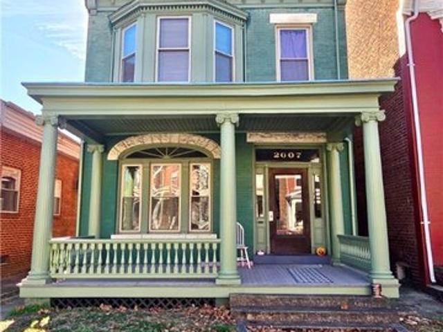 2607 W Grace St, Richmond, VA 23220