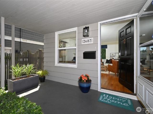 2607 31st Avenue W