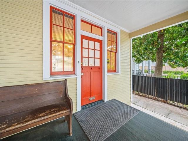 2608 Magazine Street