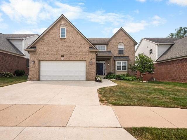 2608 Nadia Ct, Ann Arbor, MI 48105