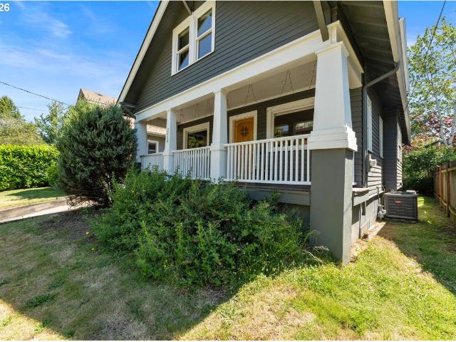 2608 ne 7th ave