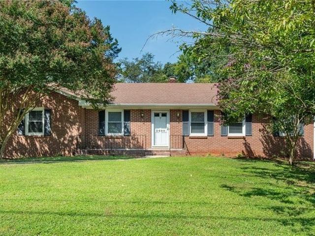 2608 Amesbury Rd, Winston Salem, NC 27103