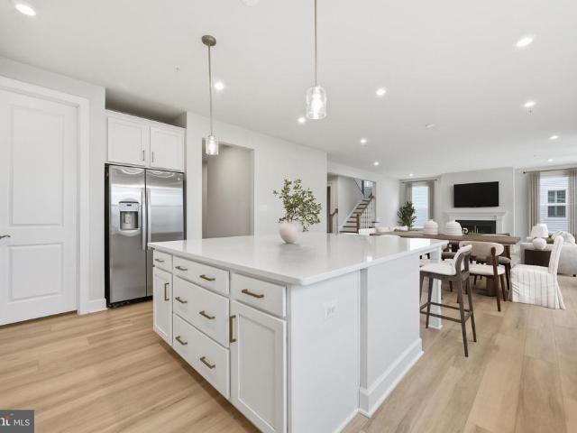 2608 Bergen Court