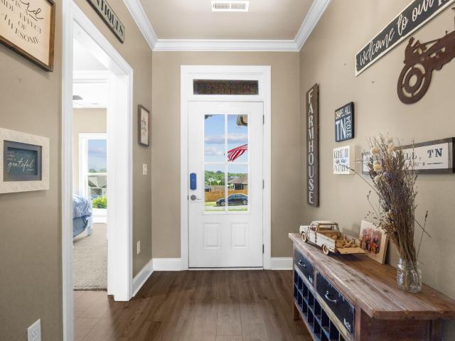 2608 Etna Dr
