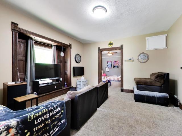 2608 E Southport Road