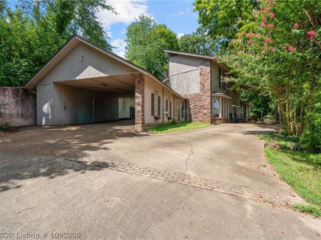 2608 Glen Flora Way