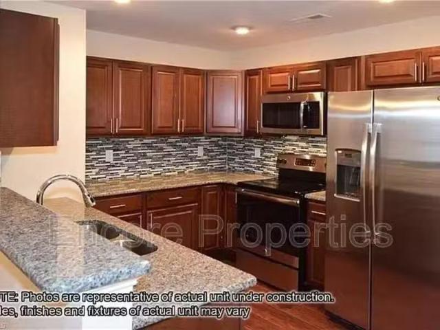 2608 Pennoak Way, K, Greensboro, NC 27407