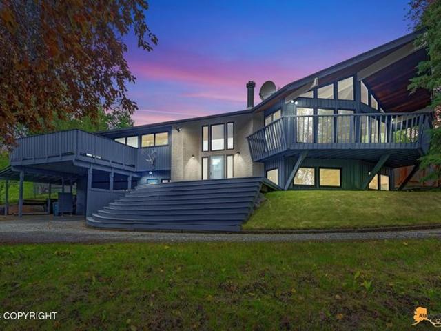 2608 Strawberry Rd, Anchorage, AK 99502