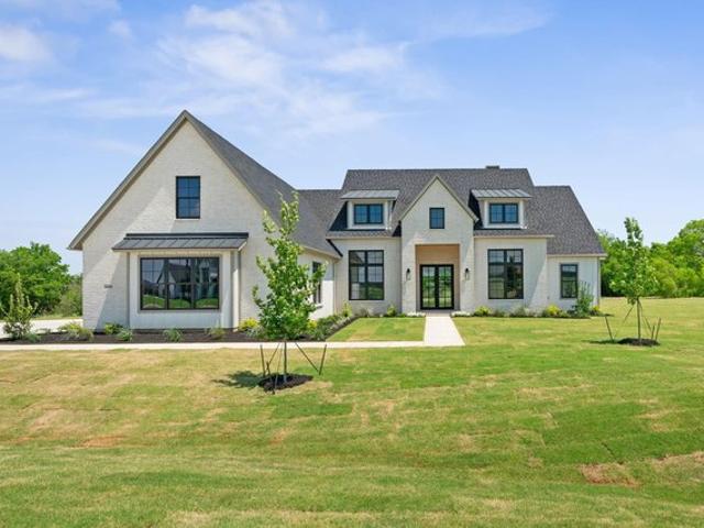 2608 Southbay Cir, Northlake, TX 76226