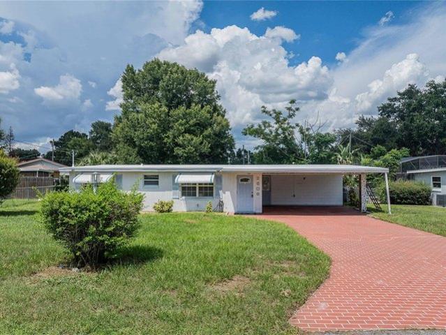 2608 Trinity Cir NW, Winter Haven, FL 33881