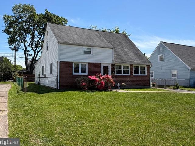 2608 Wood Rd, Secane, PA 19018