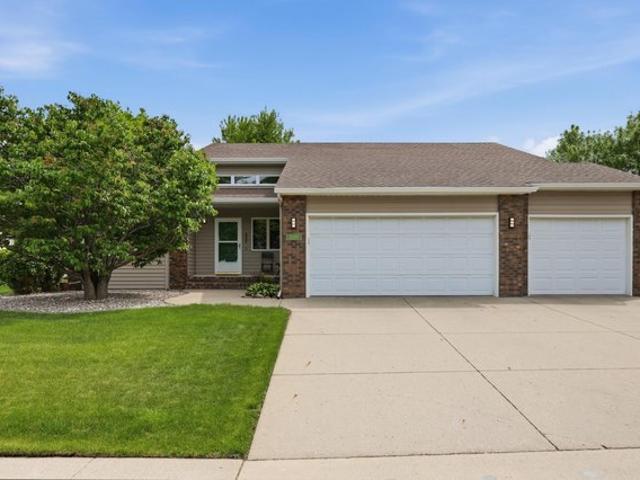 2608 25th Ave S, Fargo, ND 58103