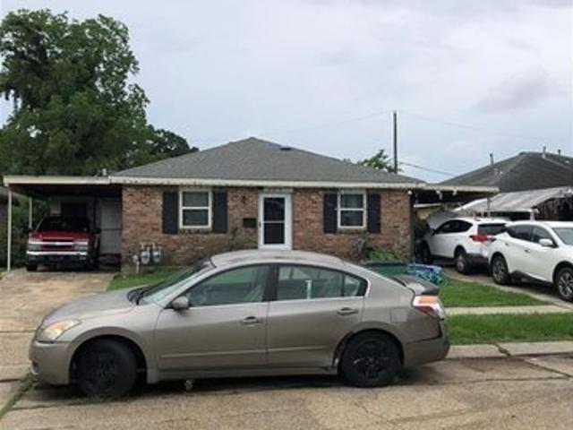 2608 2 Ridgefield Dr, Metairie, LA 70003