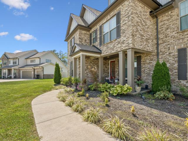 2609 Moriches Ct
