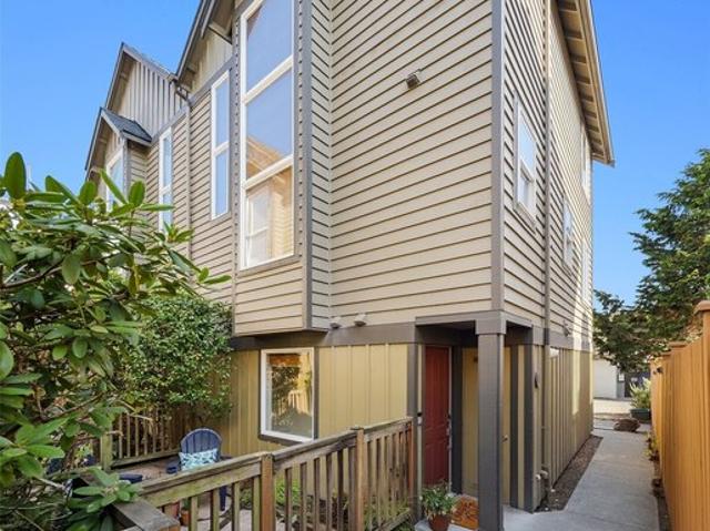 2609 NW 57th St Apt C, Seattle, WA 98107