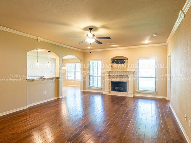 2609 N Brush Creek Drive
