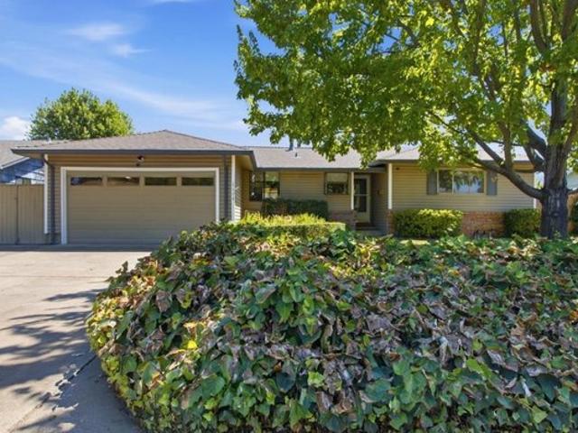 2609 Aramon Dr, Rancho Cordova, CA 95670