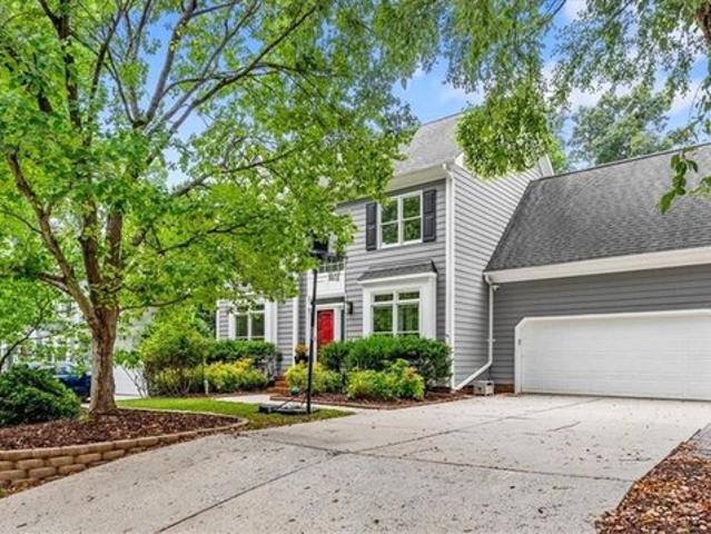 2609 Baytree Dr, Greensboro, NC 27455