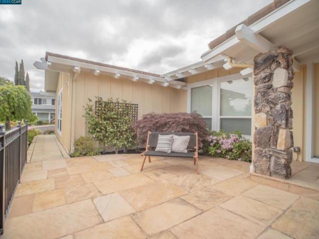 2609 Chinook Dr, Walnut Creek, CA 94598